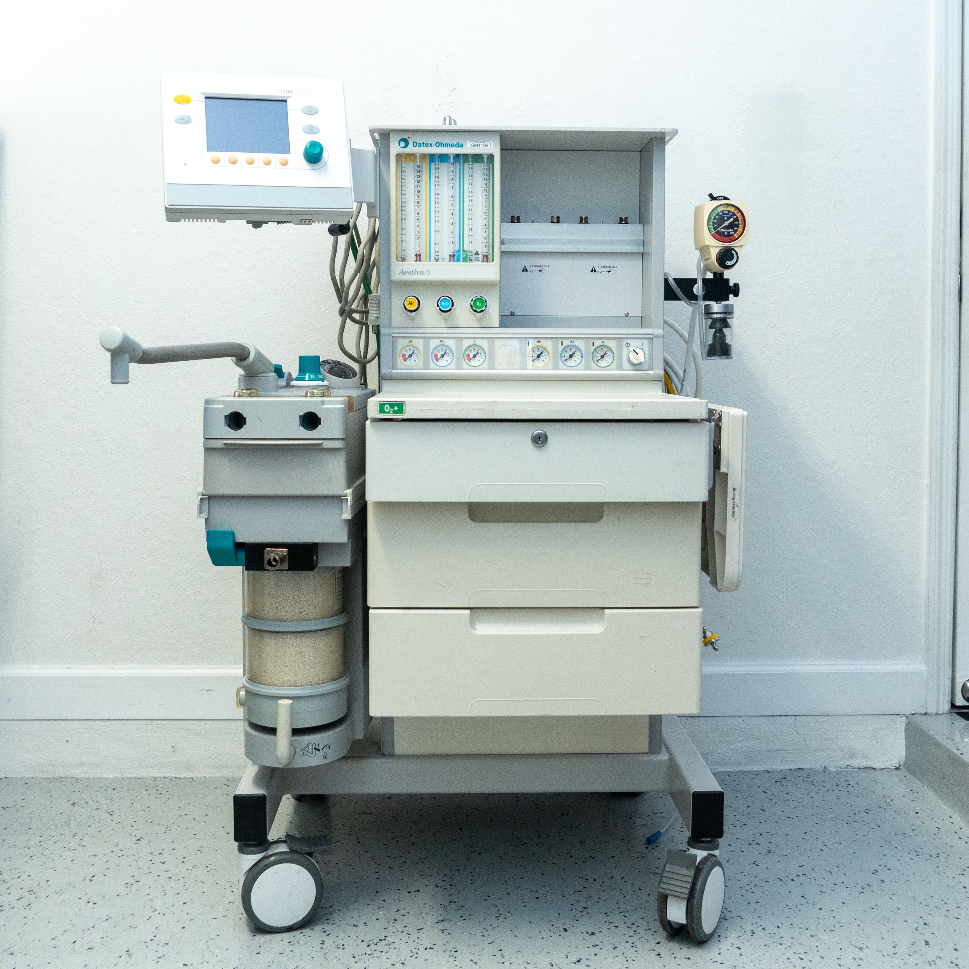 GE Datex-Ohmeda Aestiva/5 7100 Anesthesia Machine – Loyalty Medical