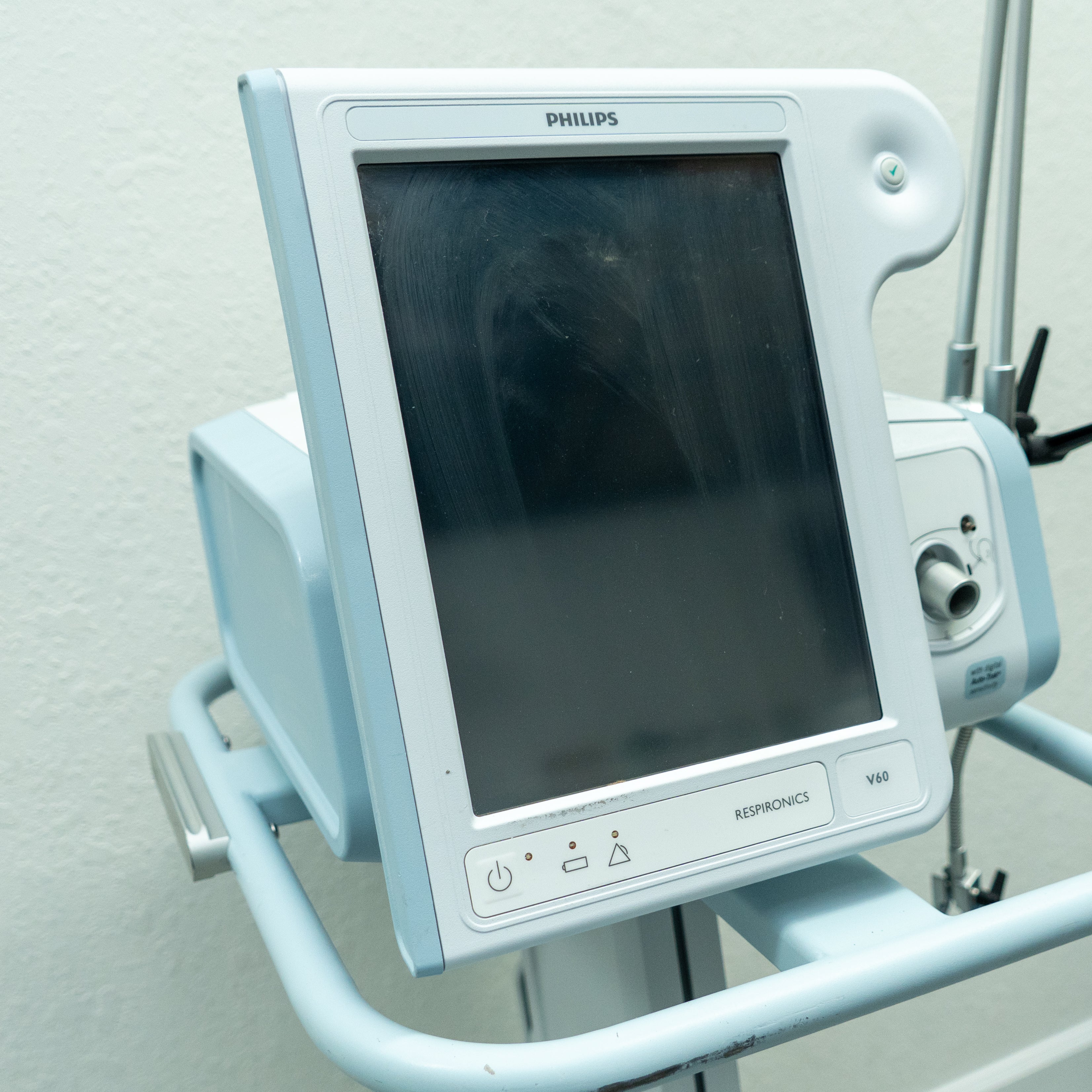 Philips Respironics V60 Ventilator with Rolling Stand – Refurbished ...